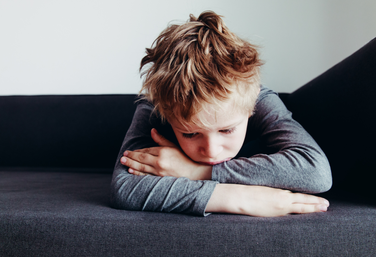 7 tips om overprikkeling bij kinderen met autisme te voorkomen | Sophi